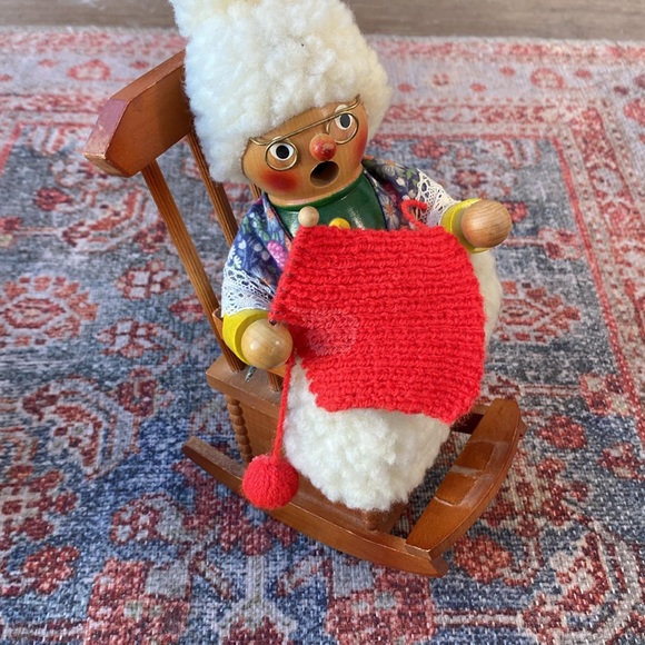 Steinbach | Accents | Volkskunst Steinbach Wood Incense Smoker Knitting ...